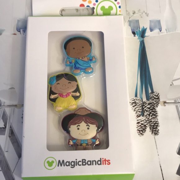 Disney | Accessories | Authentic Rare Disney Magic Bandits These ...